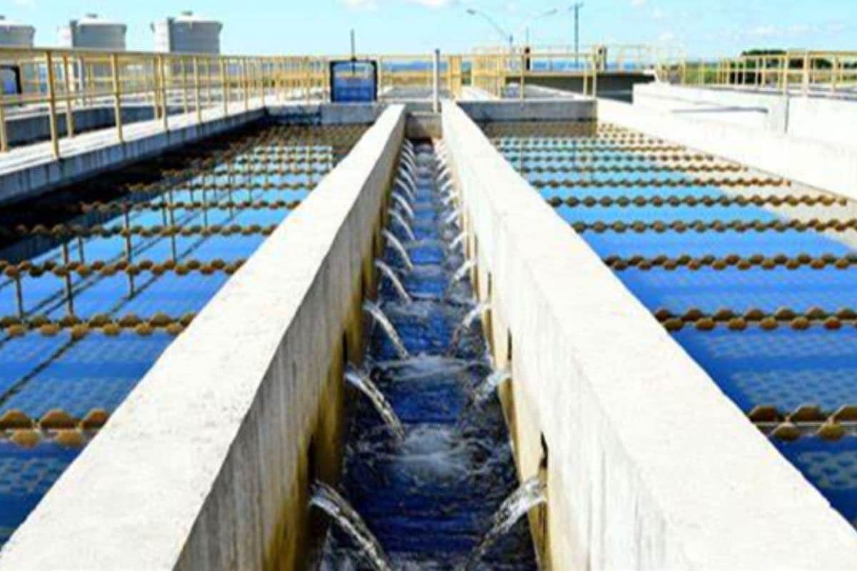 Tratamento e aproveitamento de água de lavagem de filtro em estação de ...